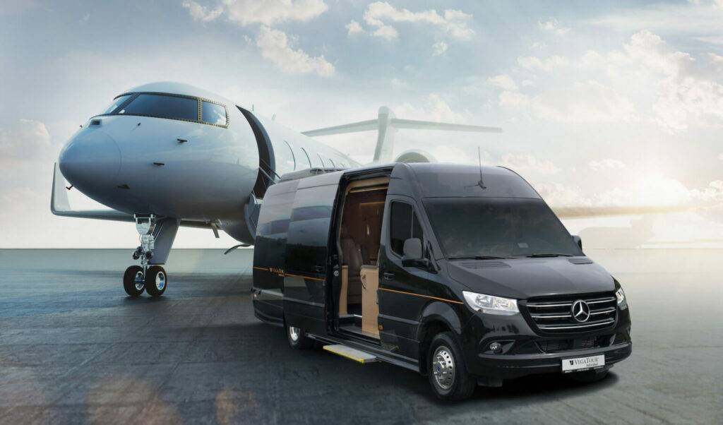 Book your Car transfers UK today | Enjoy taxis service near me